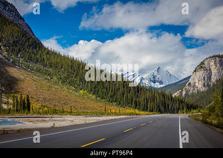 Banff Highway 93 Stock Photo - Alamy