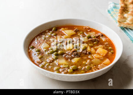 Turkish Food Meaty Green Pea Stew / Stewed Meat Etli Bezelye ...