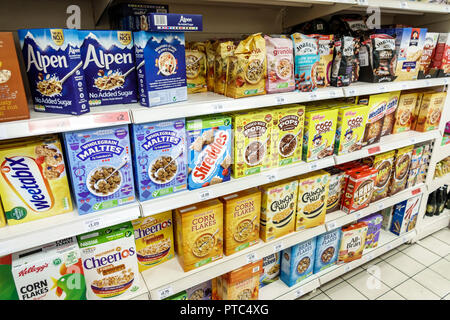 Breakfast cereal on display in a grocery store Stock Photo: 27377006 ...