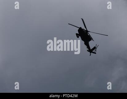 AH-64 Apache pilots with the 1-151st Attack Reconnaissance Battalion ...