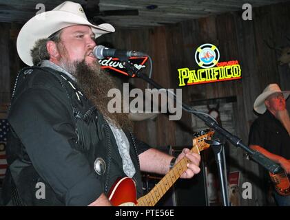Country soul singer/songwriter Sundance Head performs at Freiheit ...
