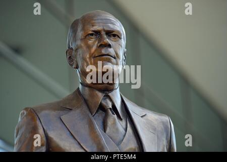 Grand Rapids, Michigan - A statue of Gerald R. Ford outside the Ford ...