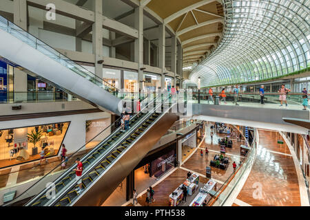 Capital mall shopping center Singapore Stock Photo - Alamy