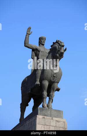 King Vakhtang Gorgasali statue, Tbilisi old town, Georgia Stock Photo ...