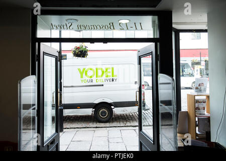 Yodel delivery van, England UK Stock Photo - Alamy