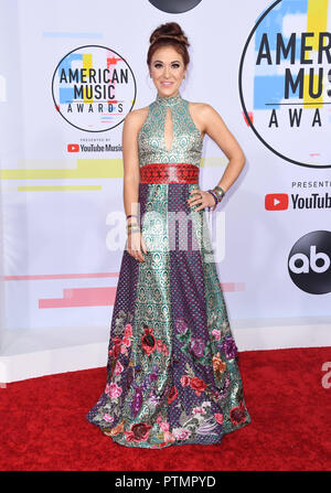 LOS ANGELES - OCT 9: Lauren Daigle at the 2018 American Music Awards at ...