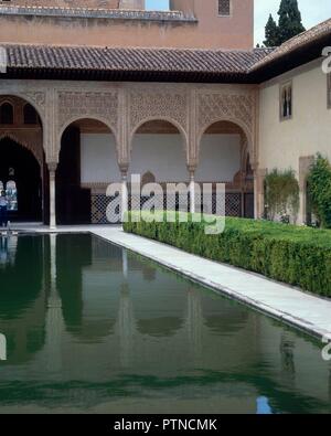 PALACIO COMARES - FACHADA. Location: ALHAMBRA-PALACIO DE COMARES ...