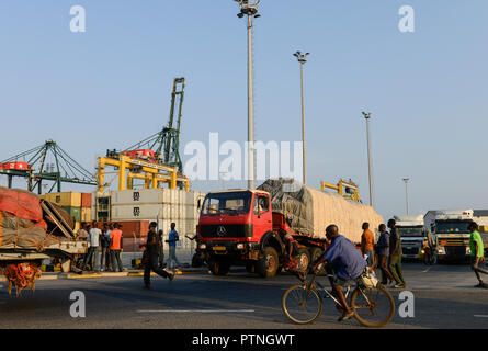 TOGO, Lome, LCT Lome Container Terminal, port Stock Photo - Alamy