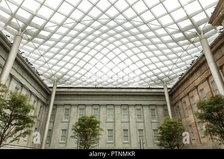 Kogod Courtyard, National Portrait Gallery. Smithsonian American Art ...