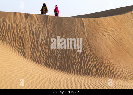 India Rajasthan Jaisalmer rajasthani couple Stock Photo - Alamy
