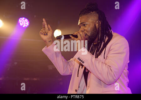 MNEK launches his debut album, 'Language', at G-A-Y in London ...
