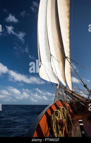 Jib boom of a traditional ship Stock Photo - Alamy