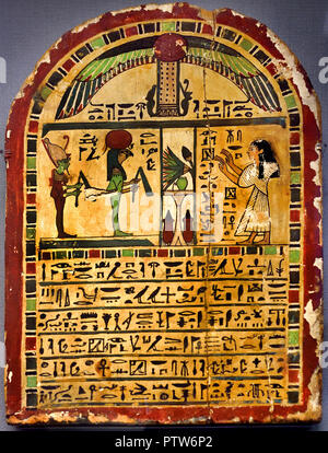 Ancient Egyptian goddess Hathor. Ptolemaic capital in the Temple of ...