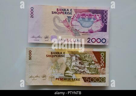 albanian bank notes 2000 and 5000 lek Stock Photo - Alamy