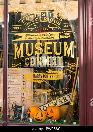 harry potter museum shop edinburgh royal mile scotland in summer 2022 ...