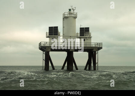 Navigation aids at the mouth of the Fraser River in the Gulf of Georgia ...