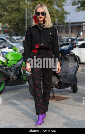Street style, Shea Marie (fashion blogger) arriving at Kenzo Fall ...