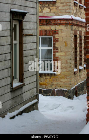 City Cesis, Winter, december, Latvia, Pregnant woman wait burn girl ...