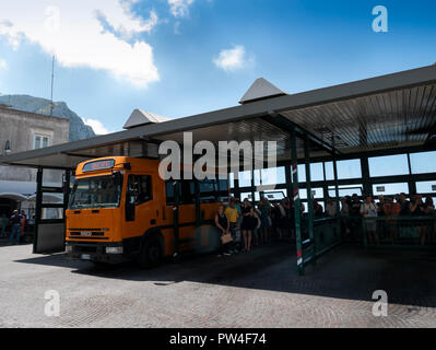 Bus station, Capri town, Capri, Italy Stock Photo - Alamy