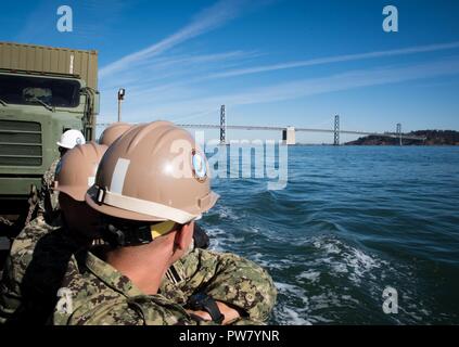 SAN FRANCISCO (Oct. 5, 2017) Seabees attached to Amphibious ...