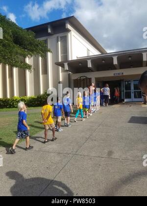 FORT SHAFTER — Students from Shafter Elementary School complete a ...