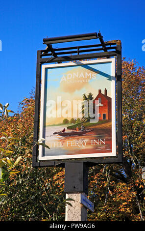 pub on the Norfolk Broads Ferry inn Stokesby Stock Photo - Alamy