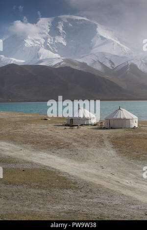 China, Xinjiang, karakul lake Stock Photo - Alamy