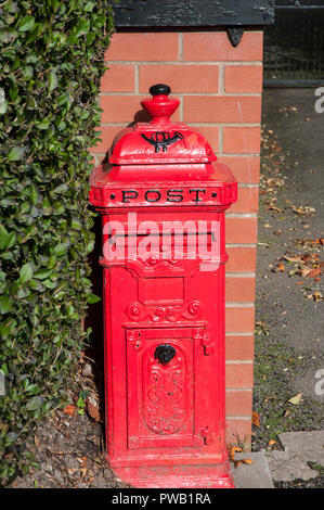 Iron period letterbox outside property Stock Photo - Alamy