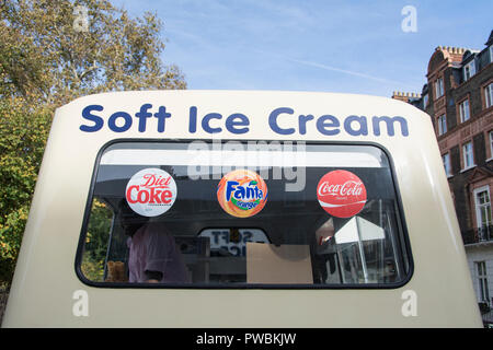 Soft Ice Cream vendor on Russell Square, London, UK Stock Photo - Alamy