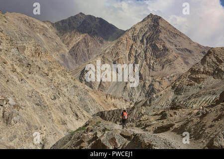 Trekking in the Zanskar Valley, Ladakh, India Stock Photo - Alamy