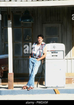MOJAVE DESERT, CA - OCTOBER 11: (EXCLUSIVE) Actor Johnathan Gorman ...