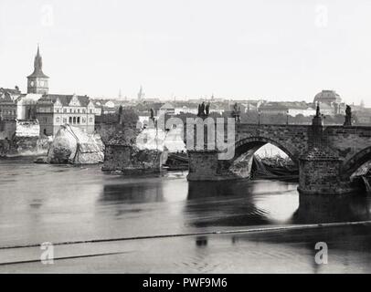 Bruner Dvorak Rudolf Karluv most povoden zari 1890 Stock Photo - Alamy