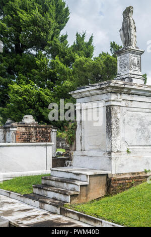 Cypress Grove cemetery in New Orleans Stock Photo - Alamy