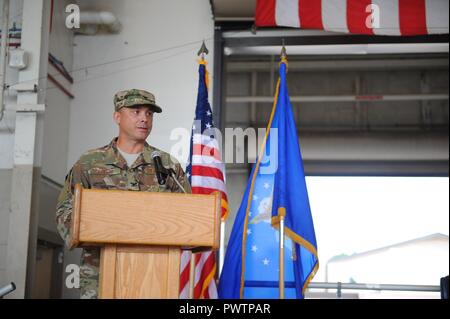 Lt. Col. Tracey Iverson takes command of the 1st Special Operations ...