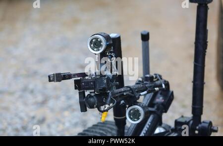 TALON 4 Bomb Disposal Robot, used by U.S. Army Special Forces teams for ...