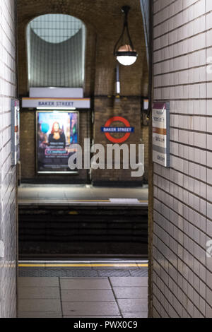 Platform of the Historic Baker Street London Underground Station ...
