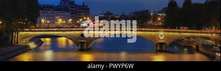 The night panoramic view of Louis-Philippe bridge, Paris, France Stock ...