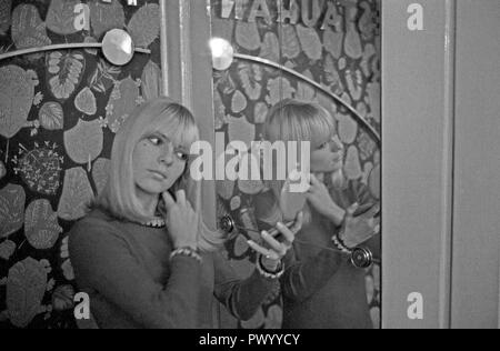 France Gall, französische Pop- und Schlagersängerin, in Deutschand ...