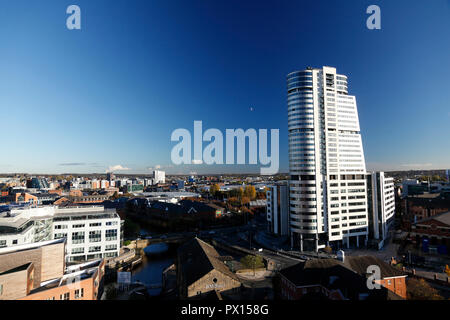 Bridgewater Place in Leeds, the controversial skyscraper which became a ...