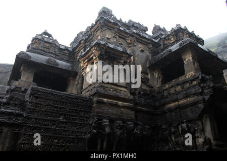 The unbeliavable details of Kailasa Temple of Ellora caves, the rock ...