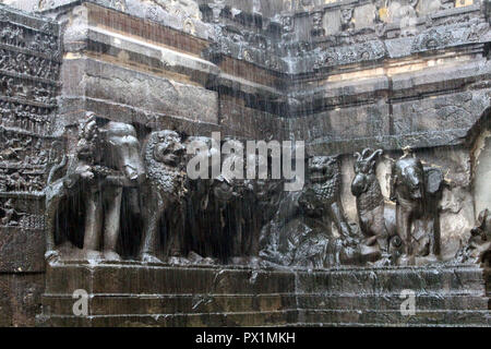 The unbeliavable details of Kailasa Temple of Ellora caves, the rock ...