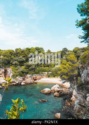 Billionaire's Bay at Cap d'Antibes in Southern France Stock Photo - Alamy