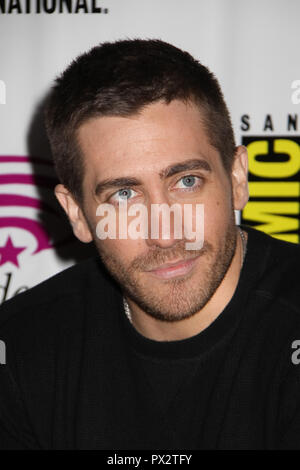 04 Jake Gyllenhaal 04 - Prince Of Persia-The Sand Of Time Premiere at ...