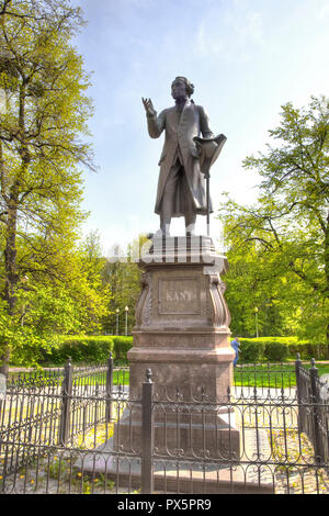 Monument to Immanuel Kant in Kaliningrad Stock Photo - Alamy