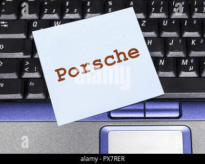 memo note on notebook, Porsche Stock Photo - Alamy