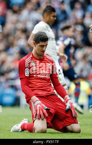 Thibaut Courtois of Real Madrid looks on during the Spanish league, La ...