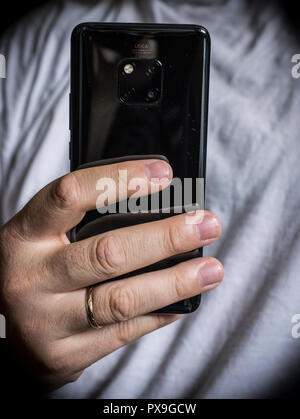 Touch screen triple camera smart phone and dual camera smart phone ...