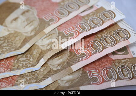 5000 rupees Pakistani currency note Stock Photo - Alamy