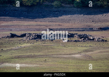 The ruins of Derwent village exposed due to low water levels in Derwent ...