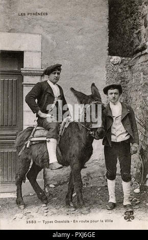 Pyrenees - Costume of the Ossalois people Stock Photo - Alamy